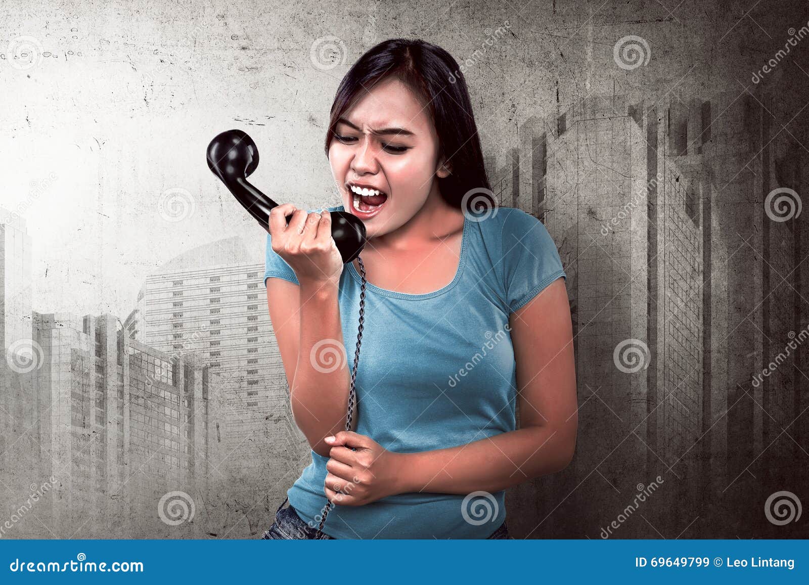 Pretty Asian Woman Get Angry on the Phone Stock Image - Image of ...