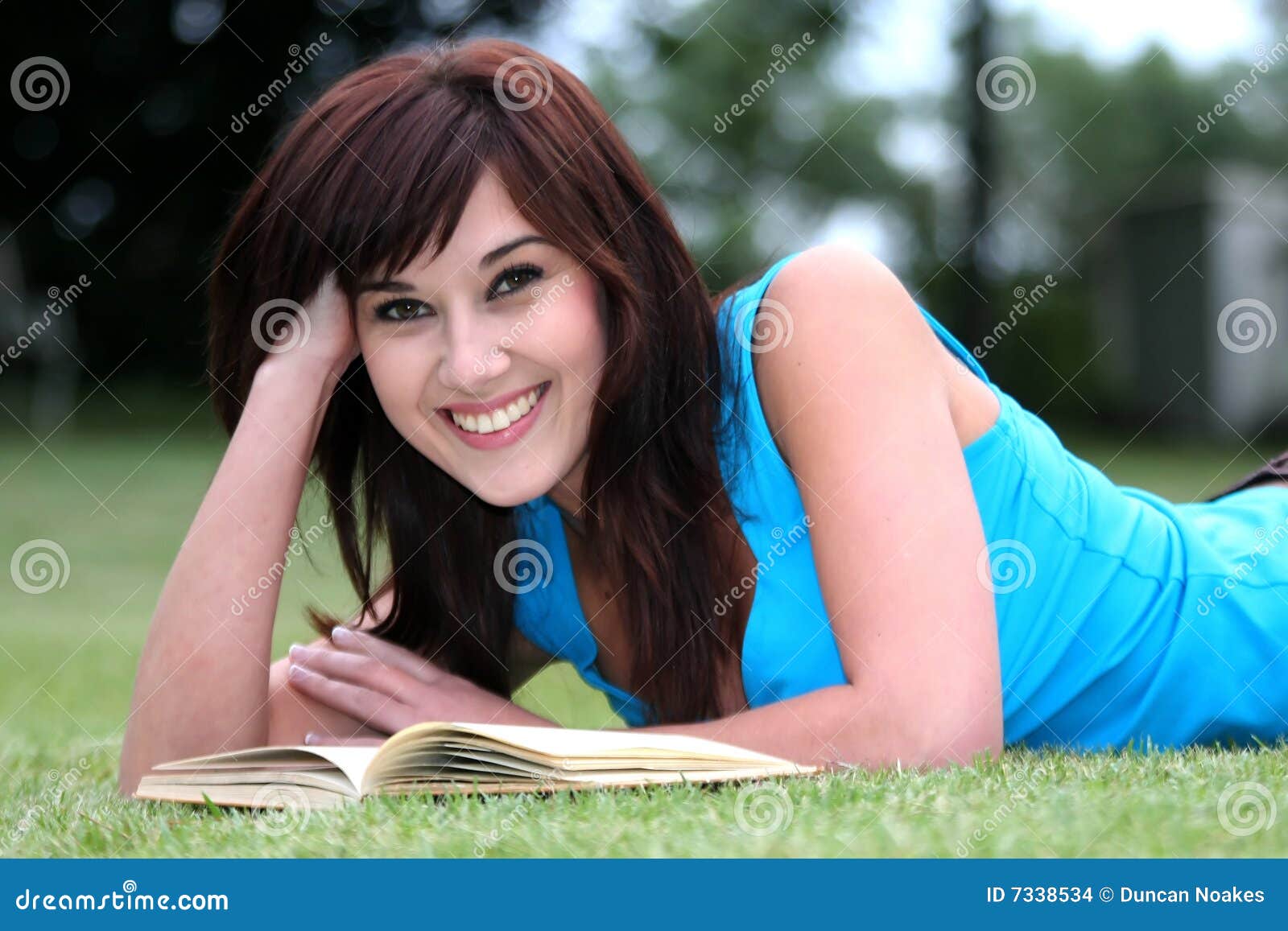 142,228 Pretty Book Stock Photos - Free & Royalty-Free Stock Photos ...