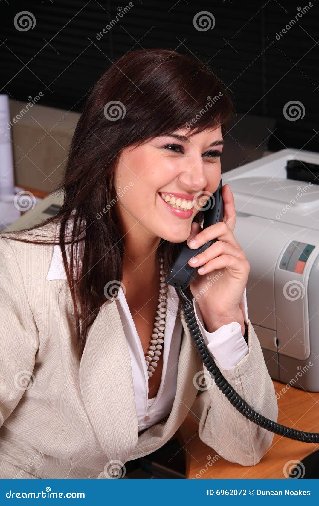Pretty Brunette Receptionist Stock Photo - Image of online, female: 6962072