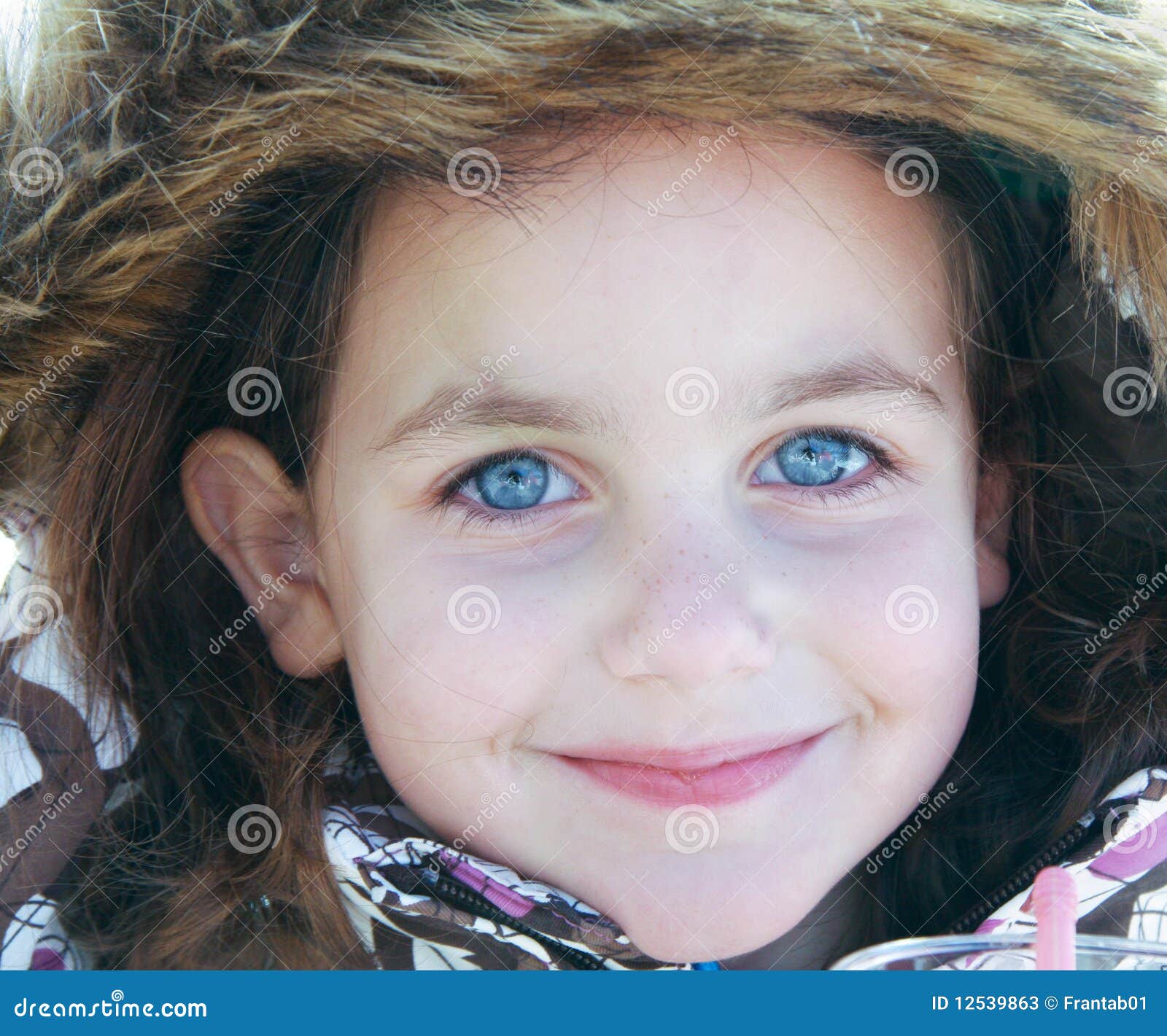 Pretty Child Winter Portrait Stock Image - Image of outdoor, adorable ...