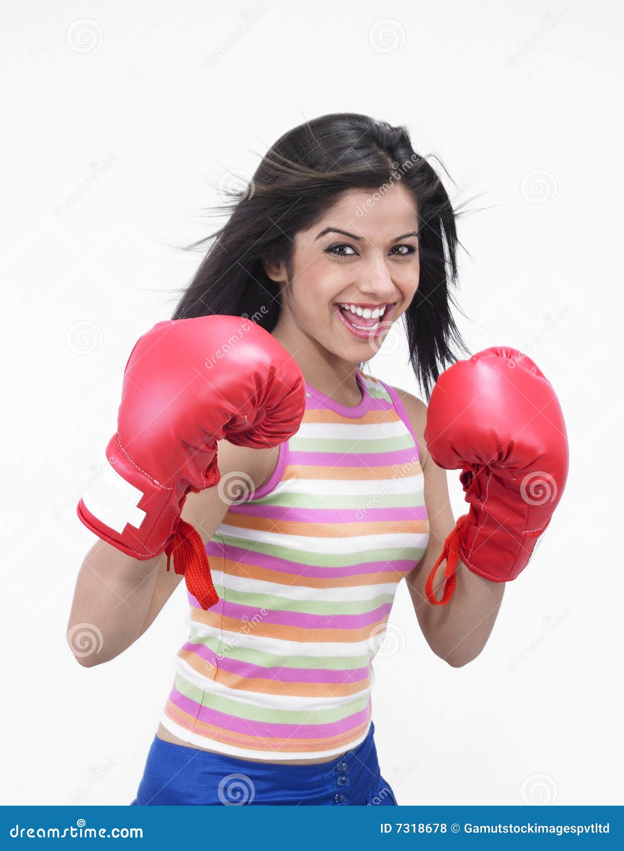 Pretty female asian boxer stock photo. Image of challenge - 7318678