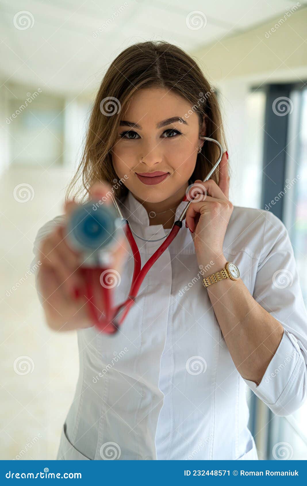 Pretty Female Doctor In White Coat With Stethoscope Stock Image Image
