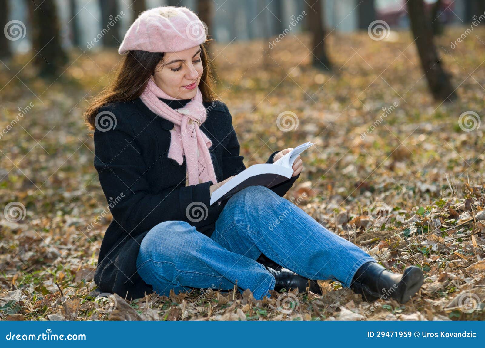Pretty Girl Reading Outdoors Stock Image - Image of happiness, ground ...