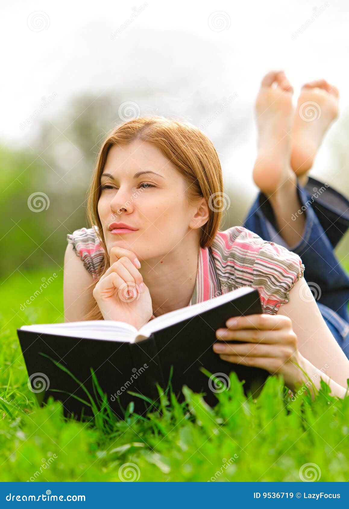 Pretty Girl Reading Outdoors Stock Image - Image of grass, attractive ...