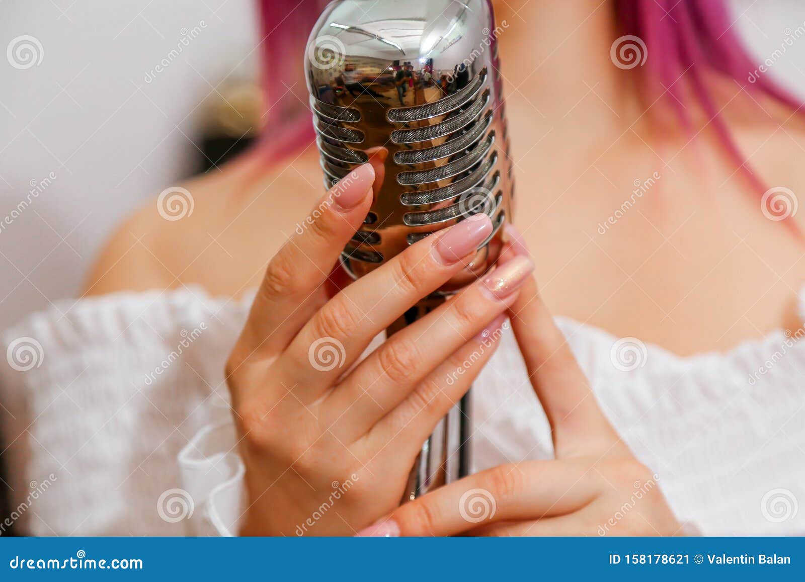 Pretty Girl Singing into Studio Microphone. Stock Image - Image of ...