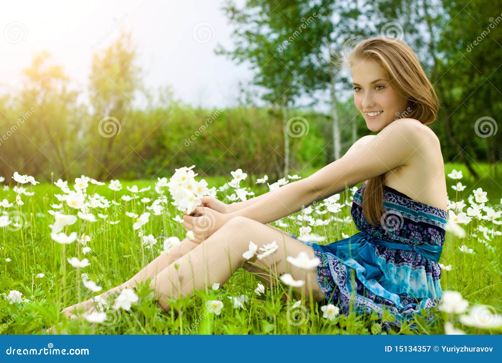 Pretty Girl with Snowdrop Bouquet in Forest Stock Image - Image of park ...