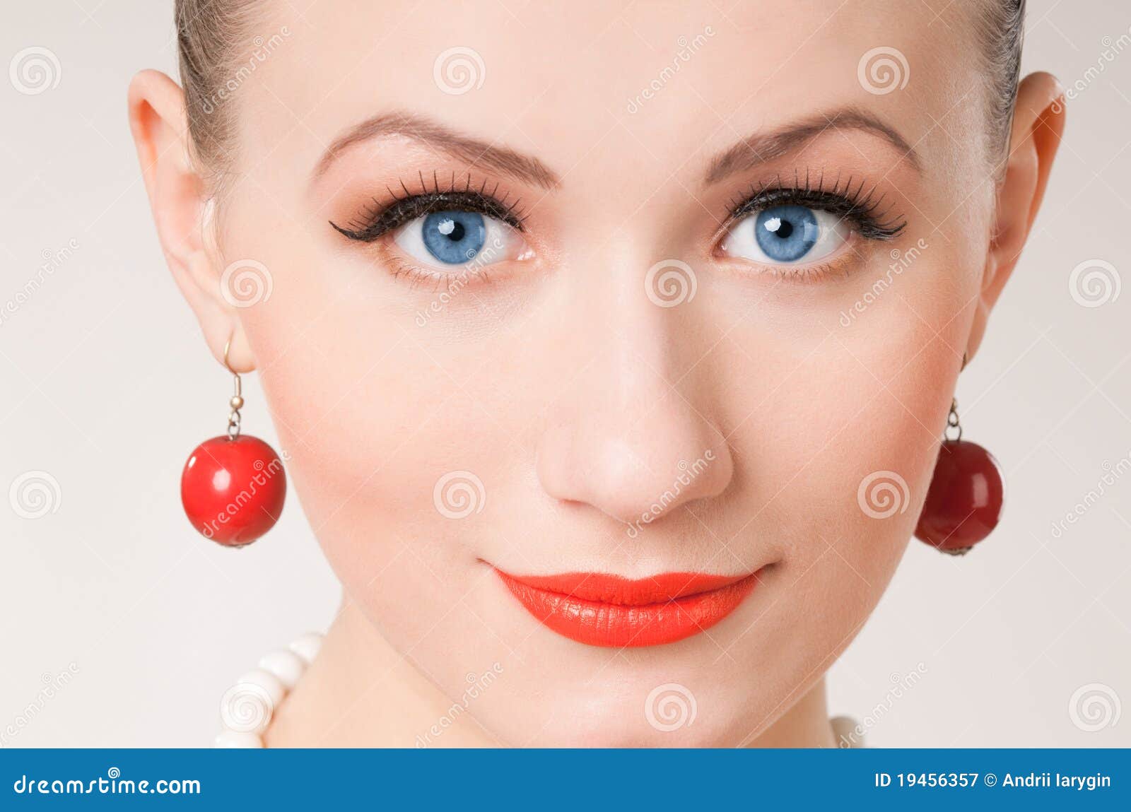 Pretty good woman s face stock image. Image of friendship - 19456357