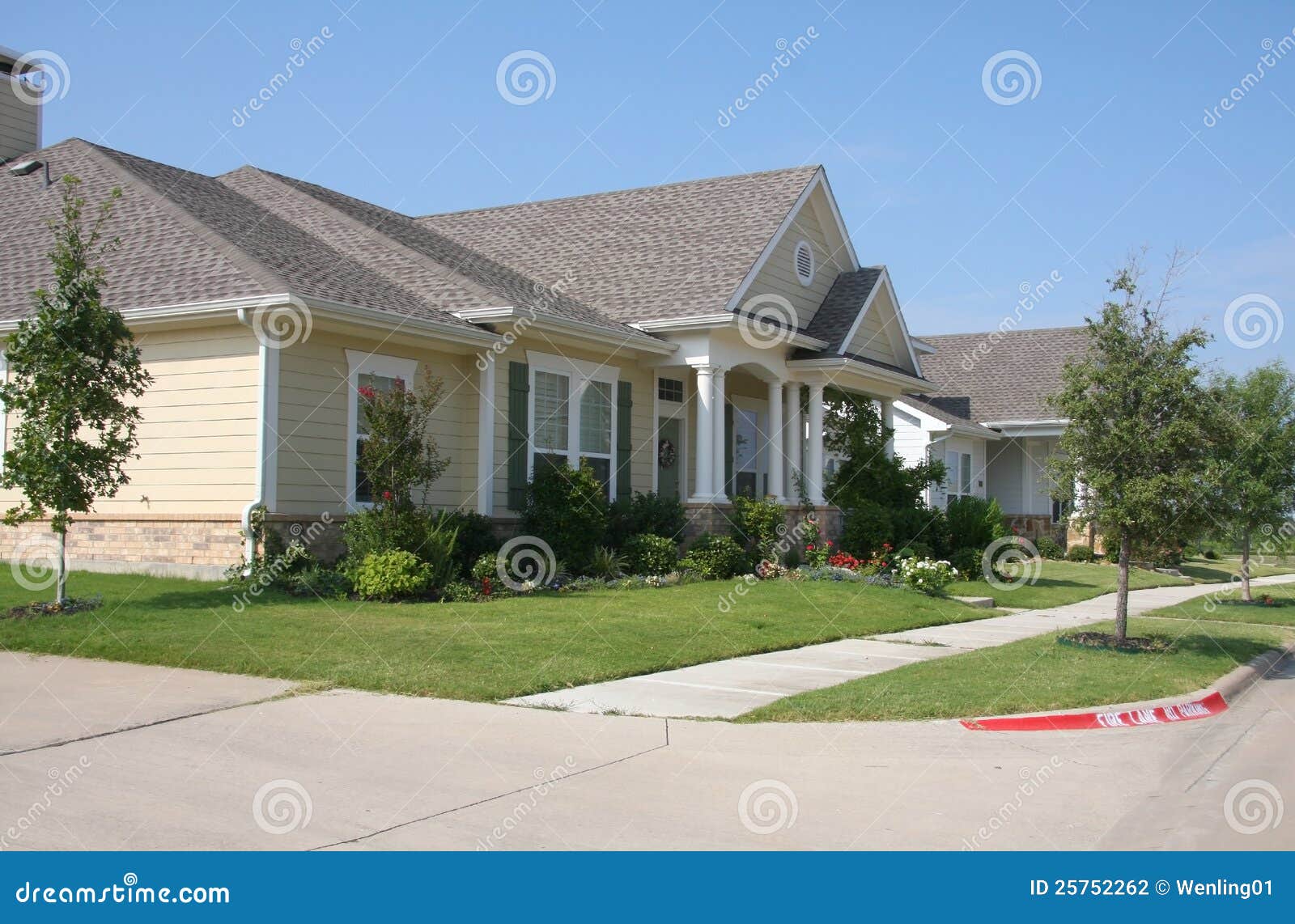 Houses Stock Photography | CartoonDealer.com #61906712