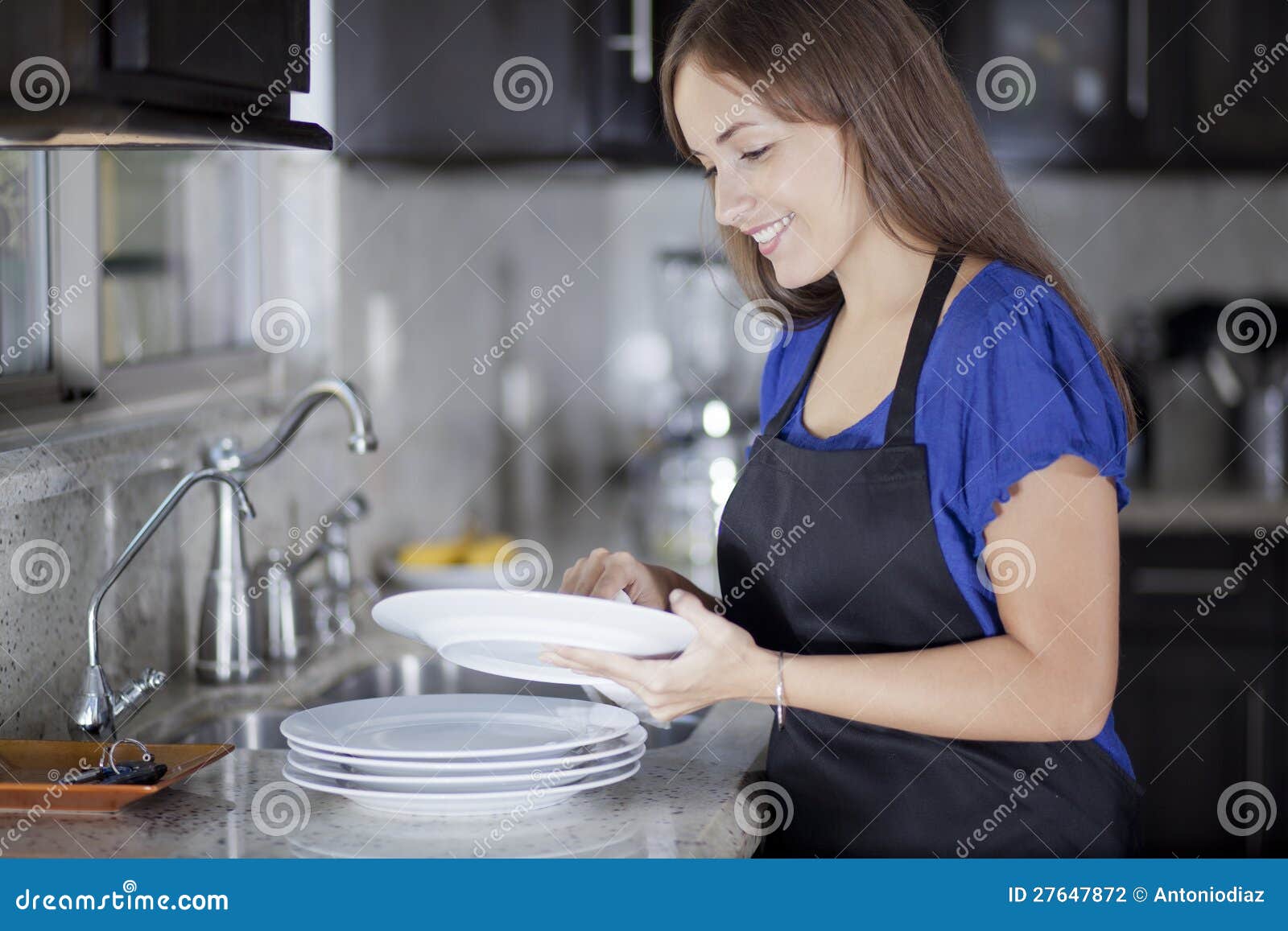 Pretty Housewife Doing Some Chores Stock Photo - Image of female, sink ...