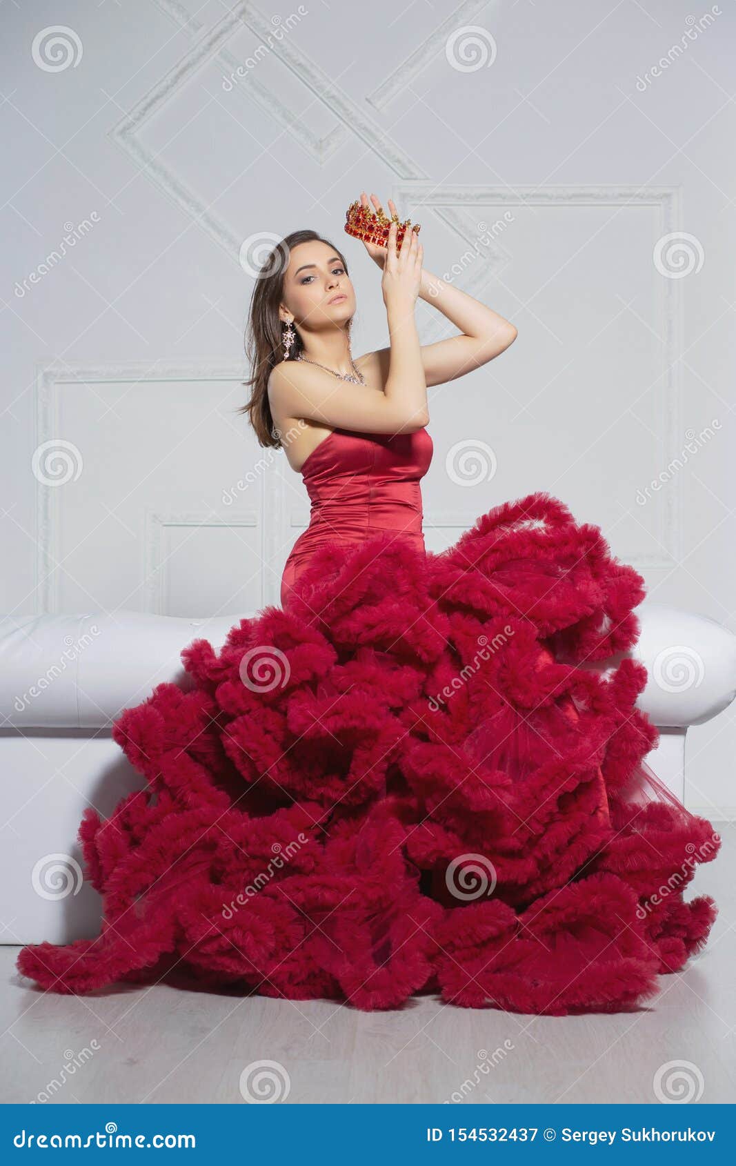 Pretty Lady Posing in a Studio Stock Image - Image of jewelry, crown ...