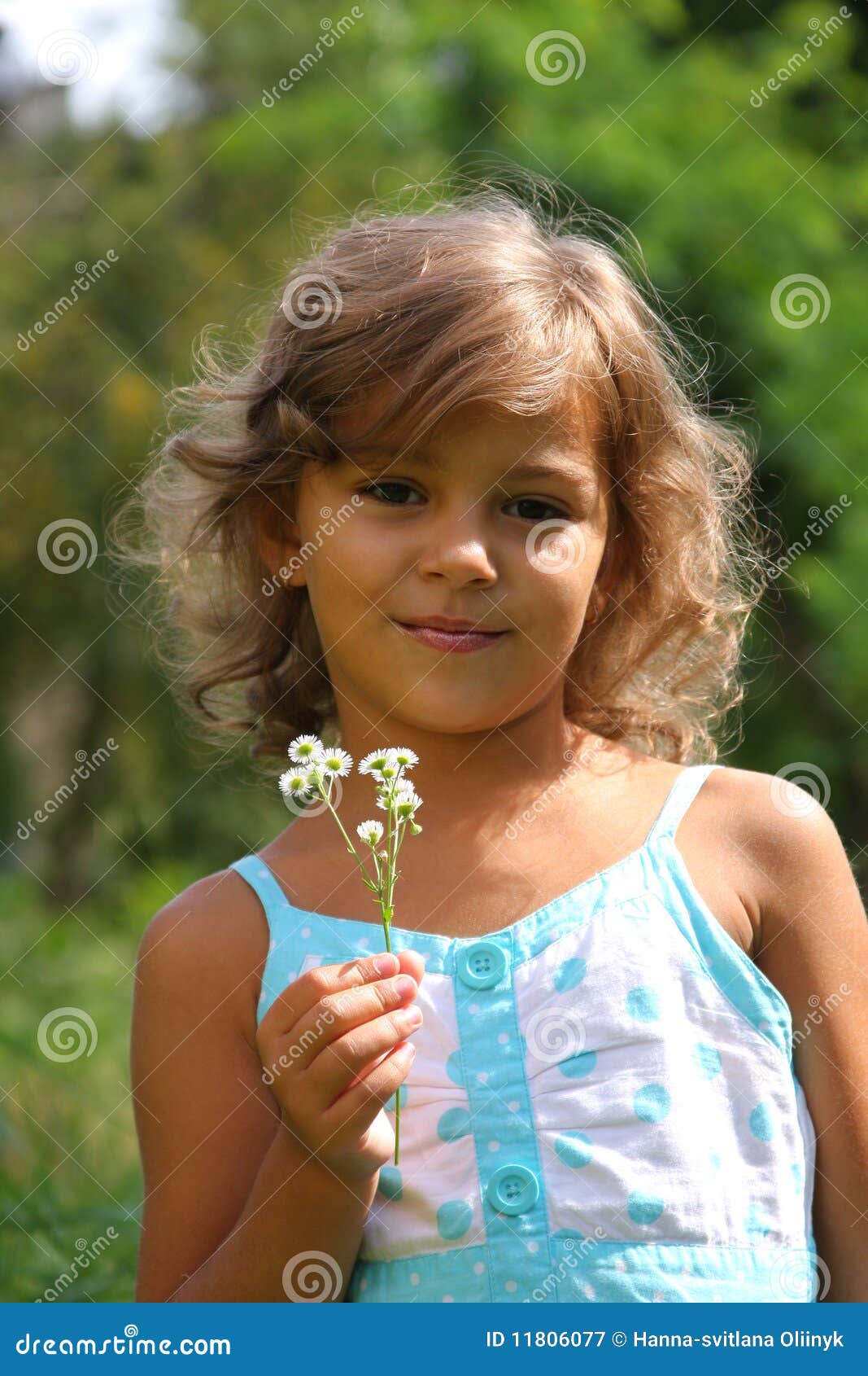 Pretty little girl stock image. Image of eyes, hairs - 11806077