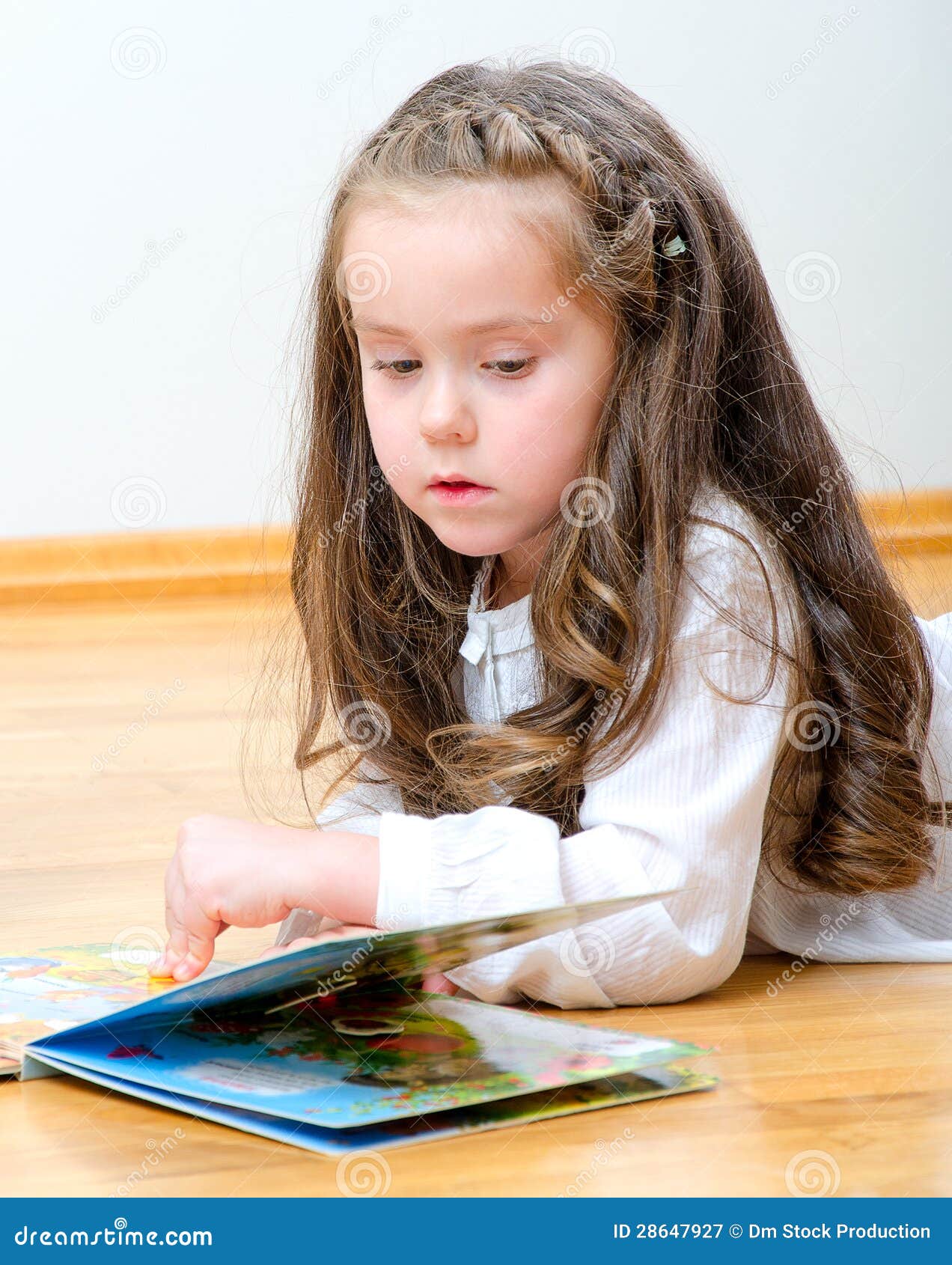 Pretty Little Girl Reading a Book Stock Image - Image of learn, cute ...