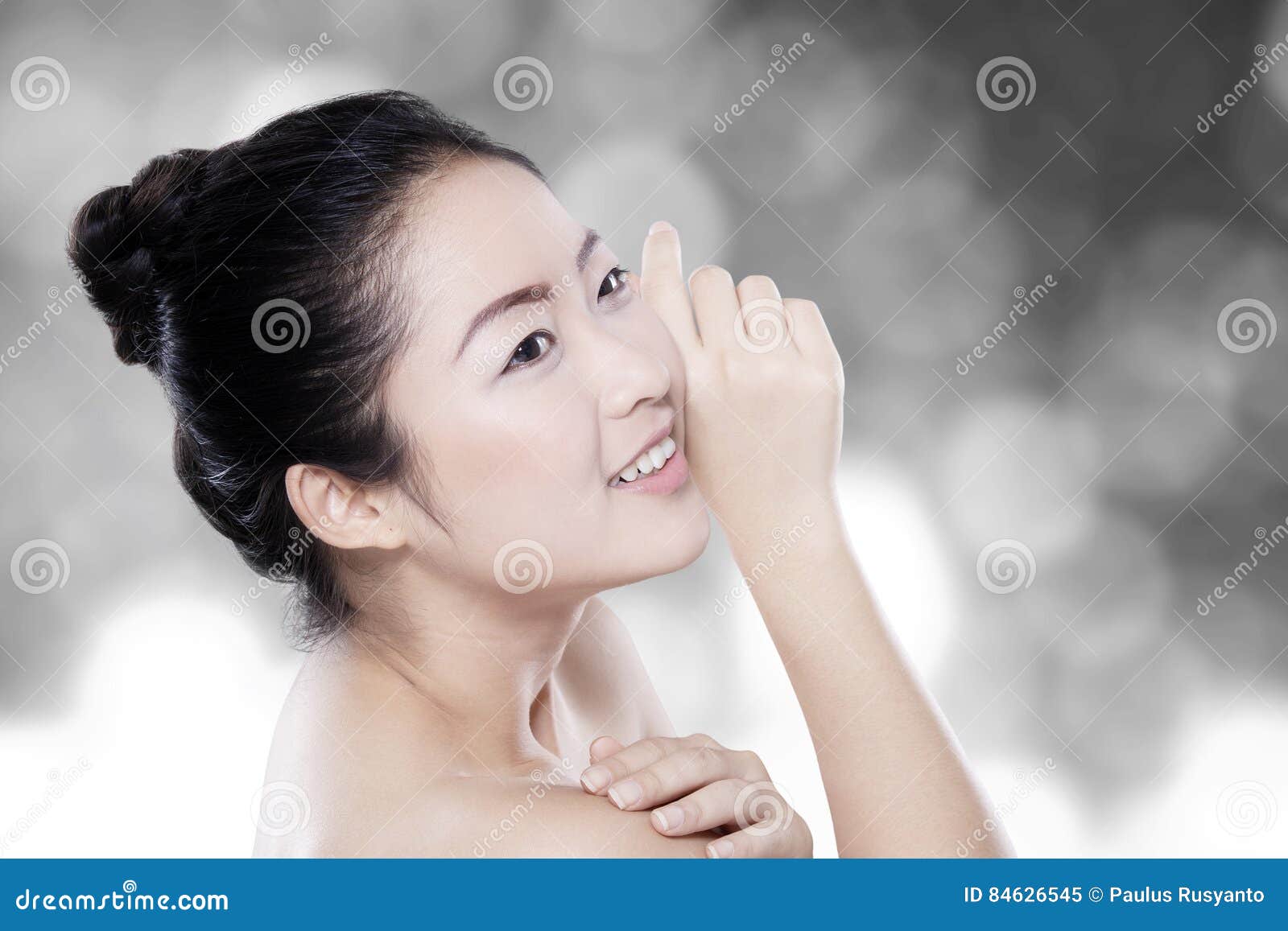 Pretty Model with Clear Skin Stock Image - Image of asian, background ...