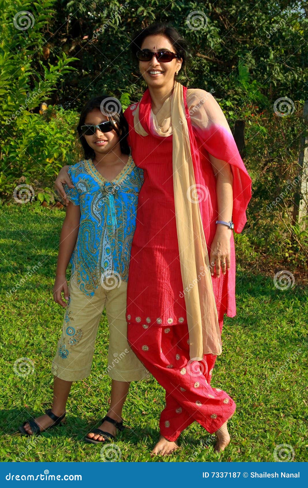 Pretty Mother and Fine Daughter Stock Image - Image of garden, glamor ...