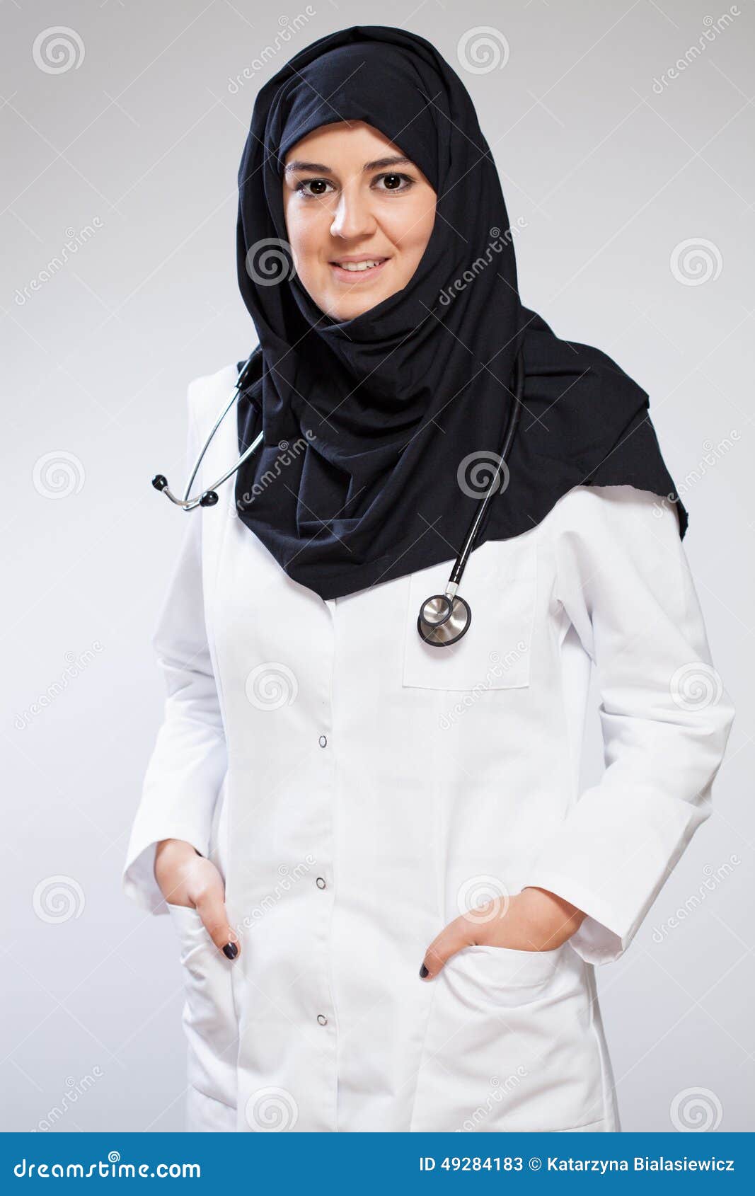 Pretty muslim doctor stock image. Image of pretty, coat - 49284183