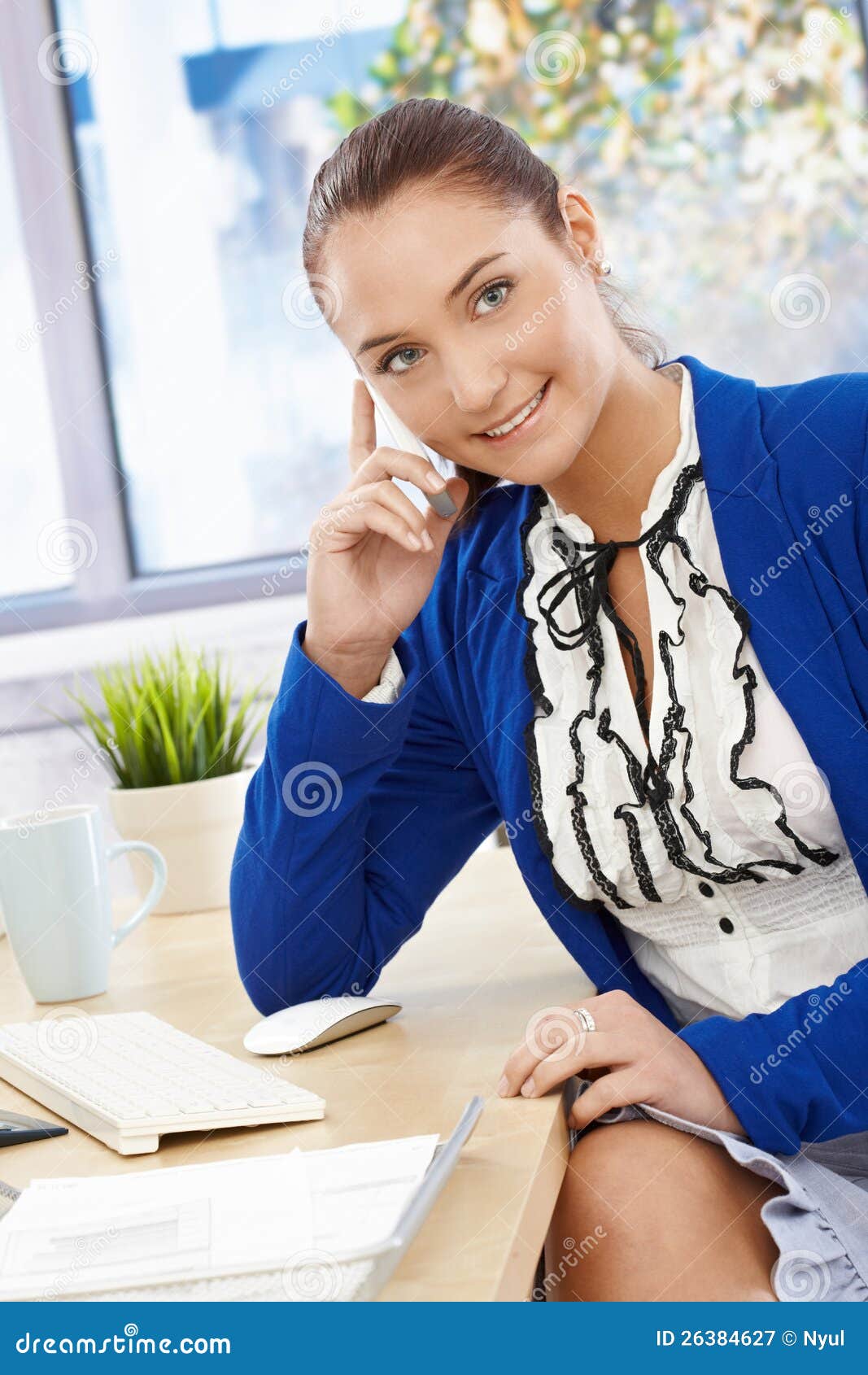Pretty Office Girl On Phone Smiling Royalty Free Stock Photography ...