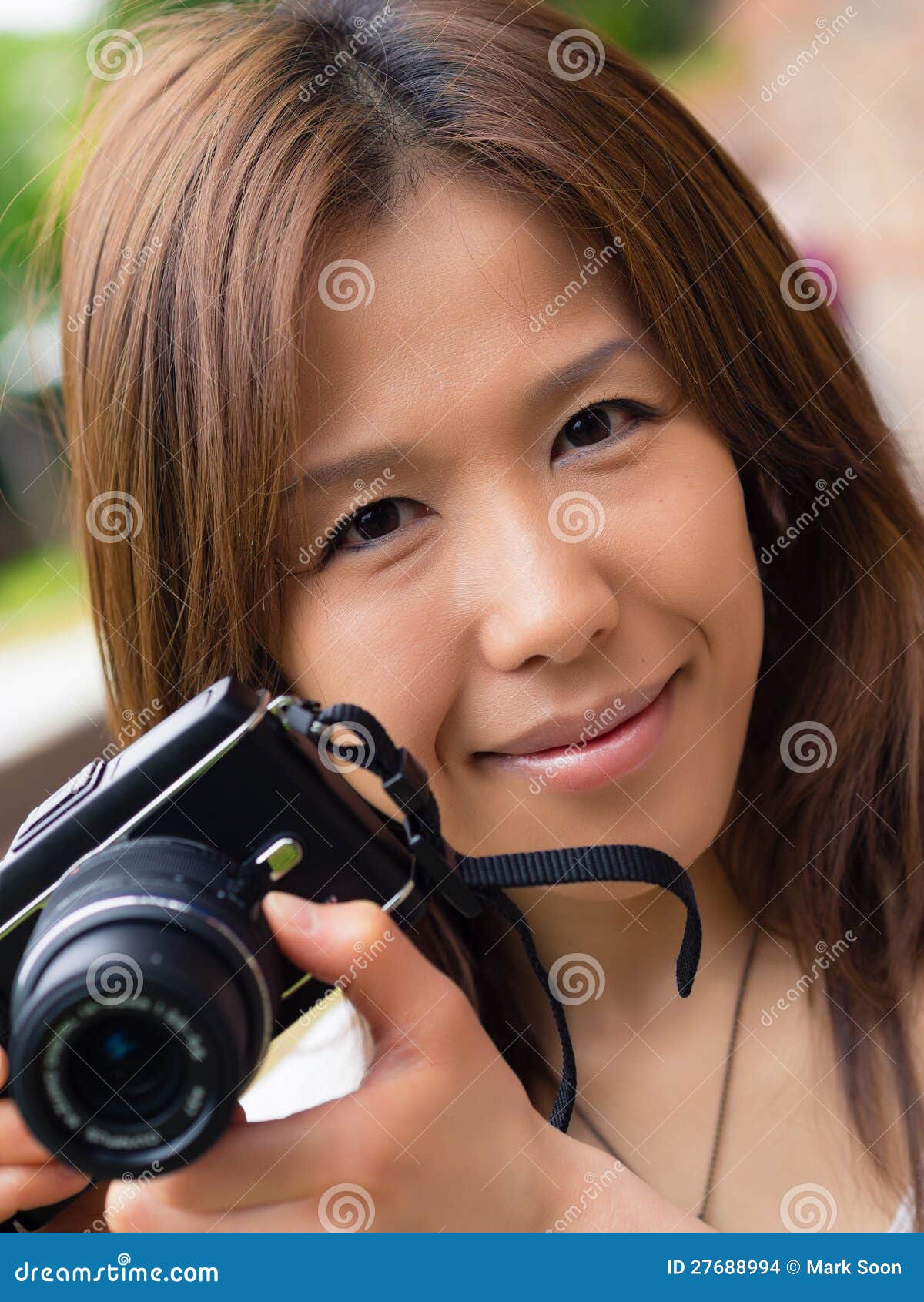 The Pretty Photographer stock photo. Image of beauty - 27688994