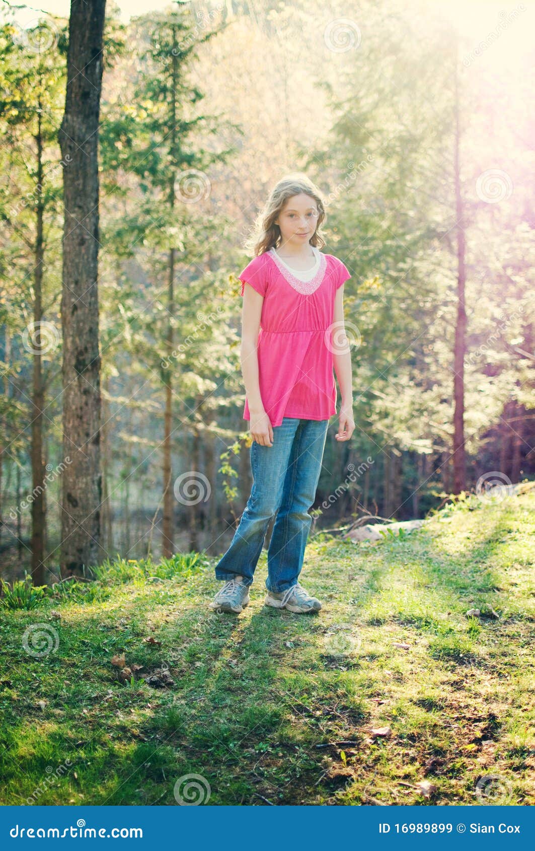 Pretty tween girl outdoors stock image. Image of hair - 16989899