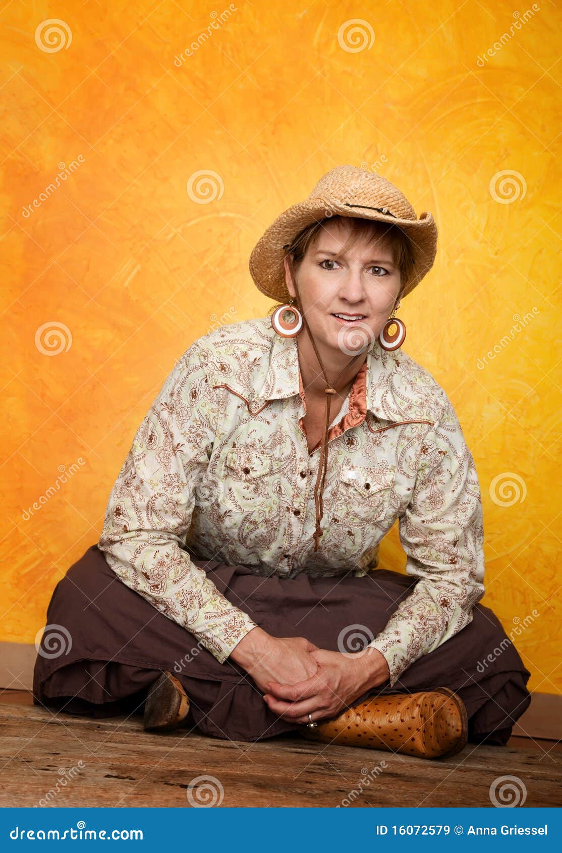 Pretty Western Woman stock image. Image of cowgirl, attractive - 16072579