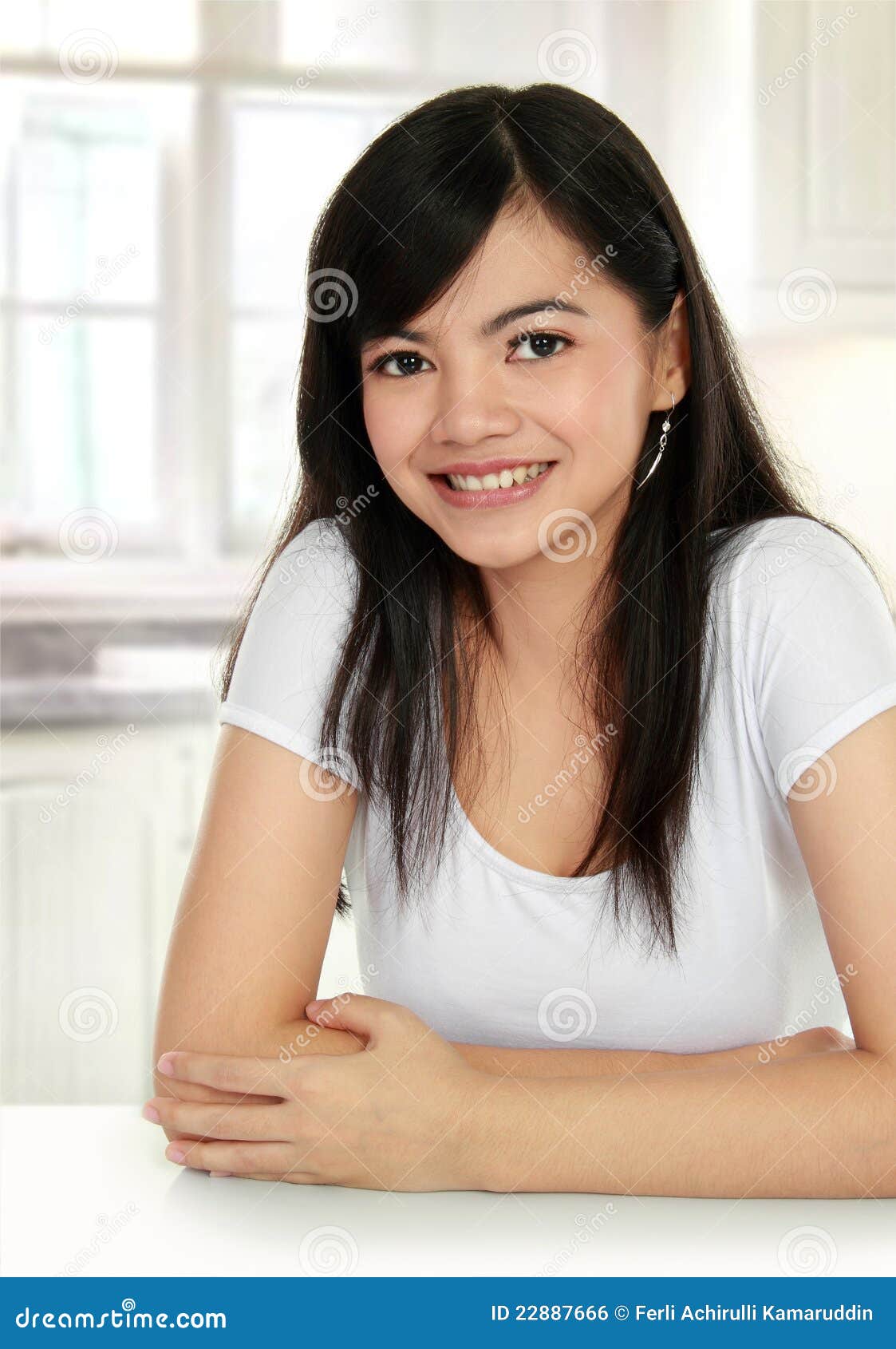 Pretty woman smiling stock photo. Image of leisure, engaging - 22887666
