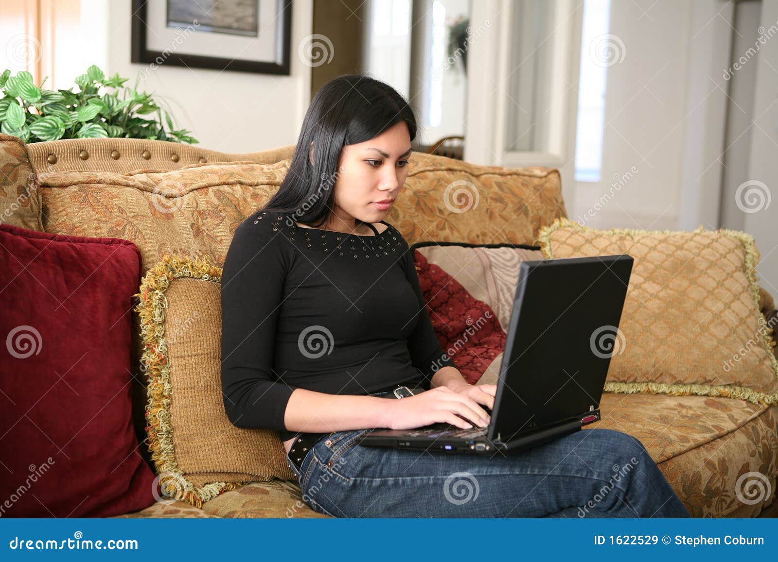 Pretty Woman Using Computer Stock Image - Image of asian, residential ...