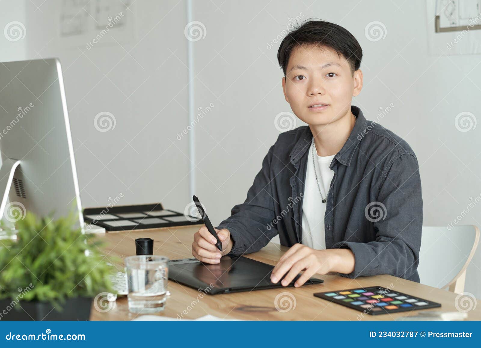 Pretty Young Asian Designer Drawing Sketch on Computer Screen Stock ...