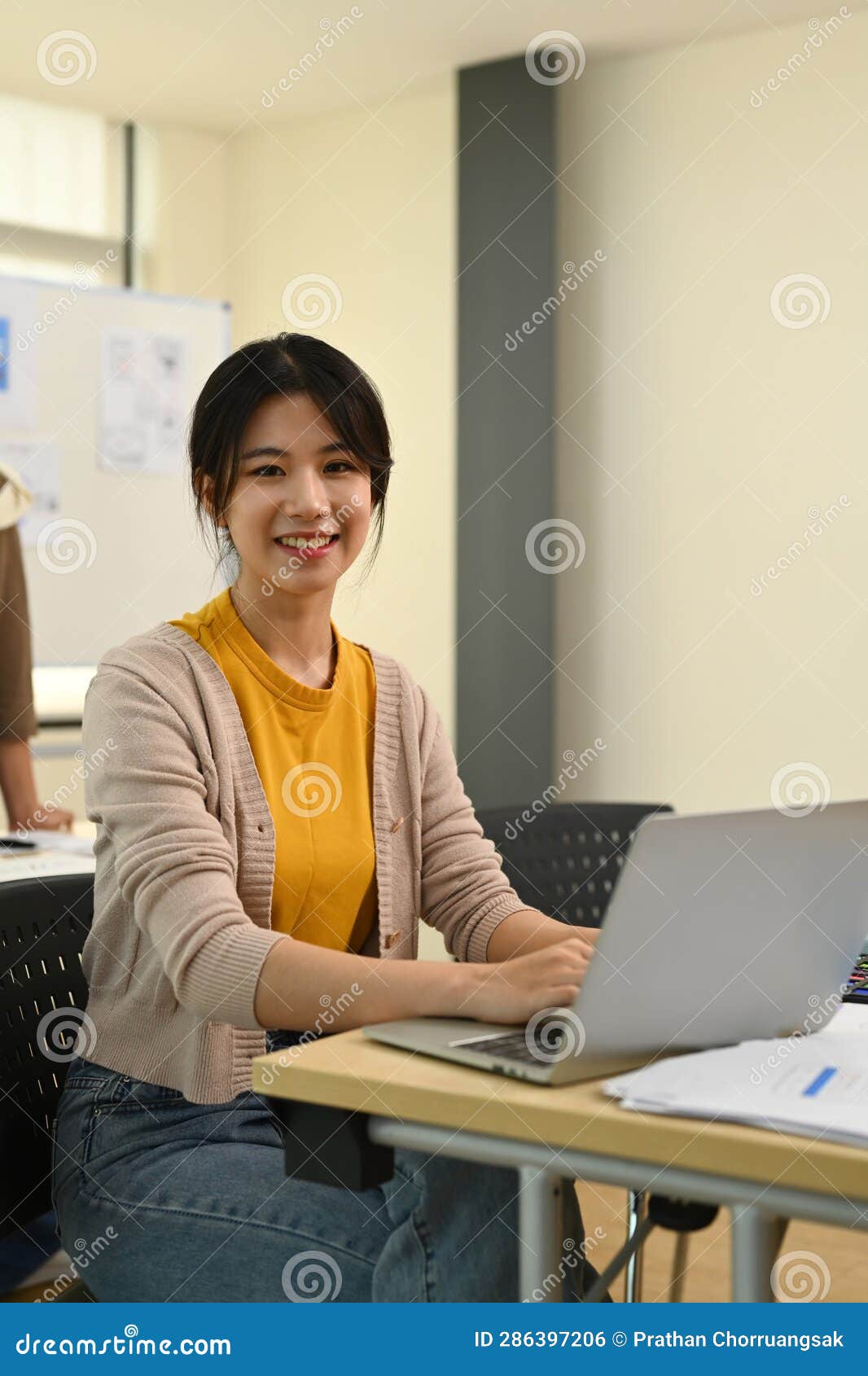 Pretty Young Asian Woman Developer Using Laptop, Working on Design Project at Office Stock Photo ...