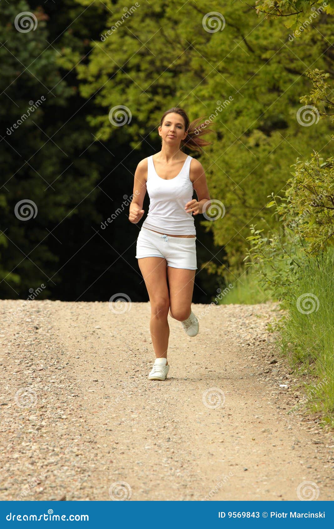 Pretty young girl runner. stock image. Image of leaf, action - 9569843