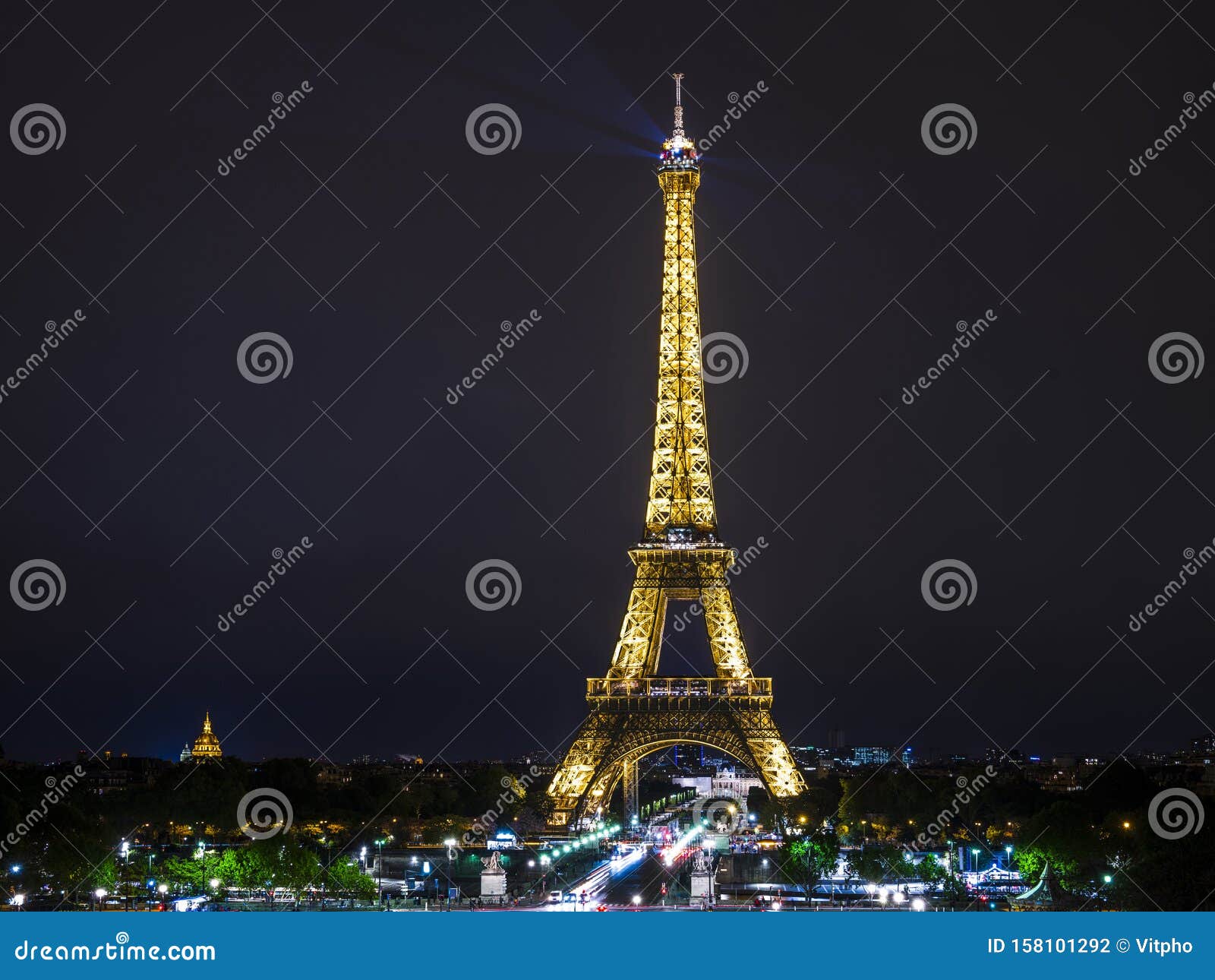 Fascinating Night Landscape of Paris with the Glittering Eiffel Tower ...
