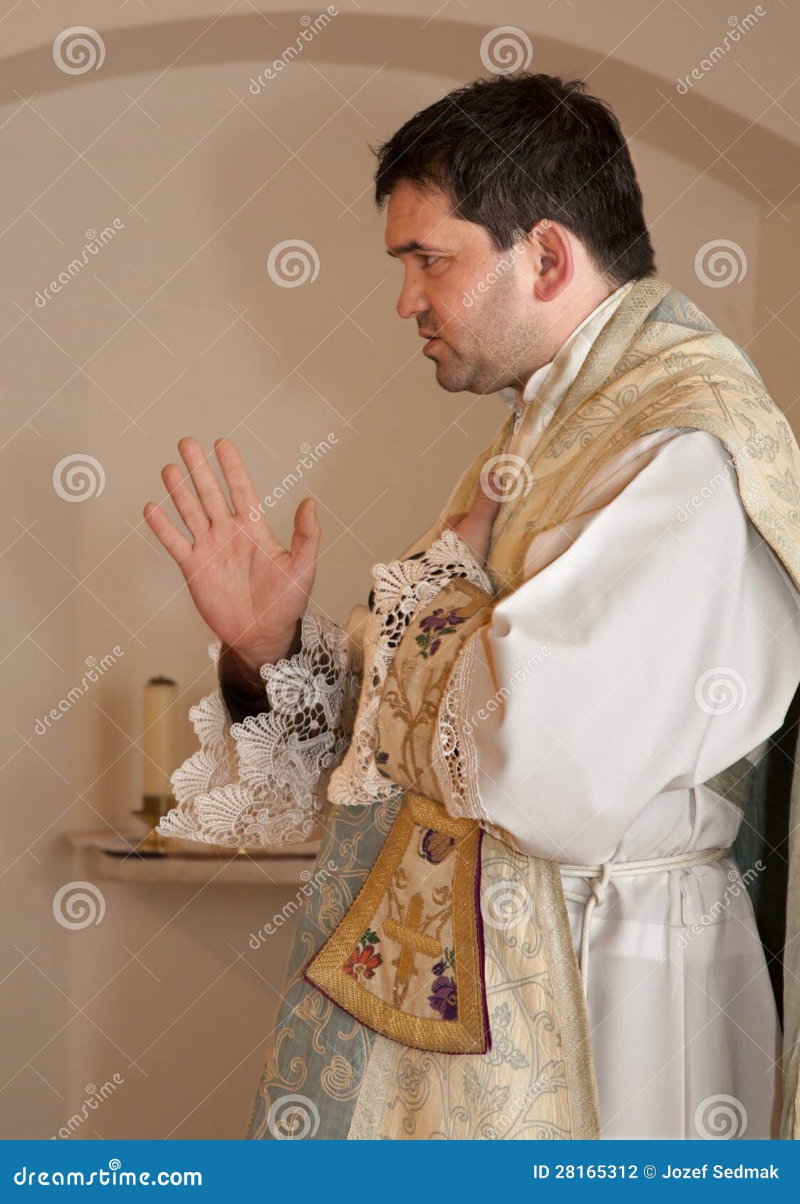 Priest at Tridentine Mass - Benediction Stock Photo - Image of mass ...
