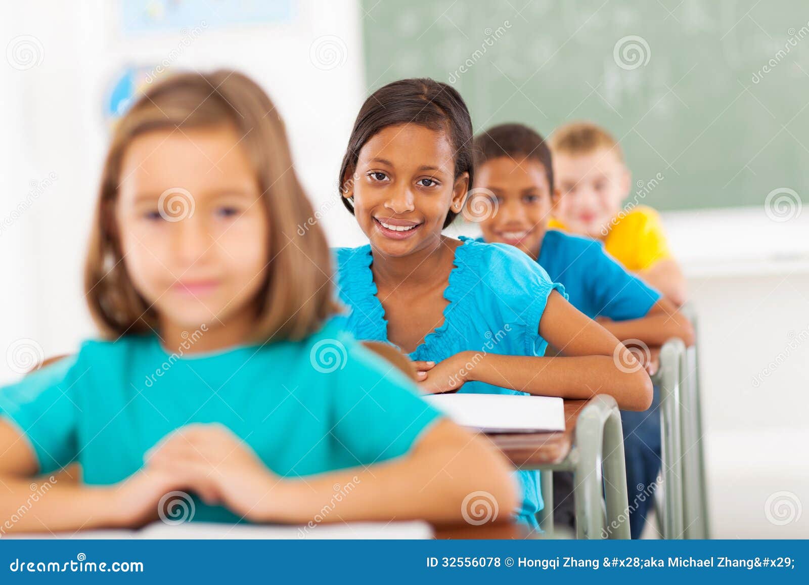 Primary students classroom stock photo. Image of diversity - 32556078