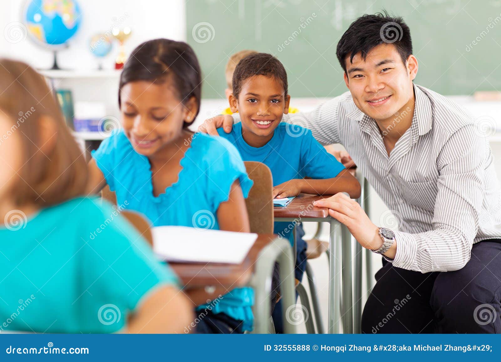 Primary teacher student stock photo. Image of asian, chinese - 32555888
