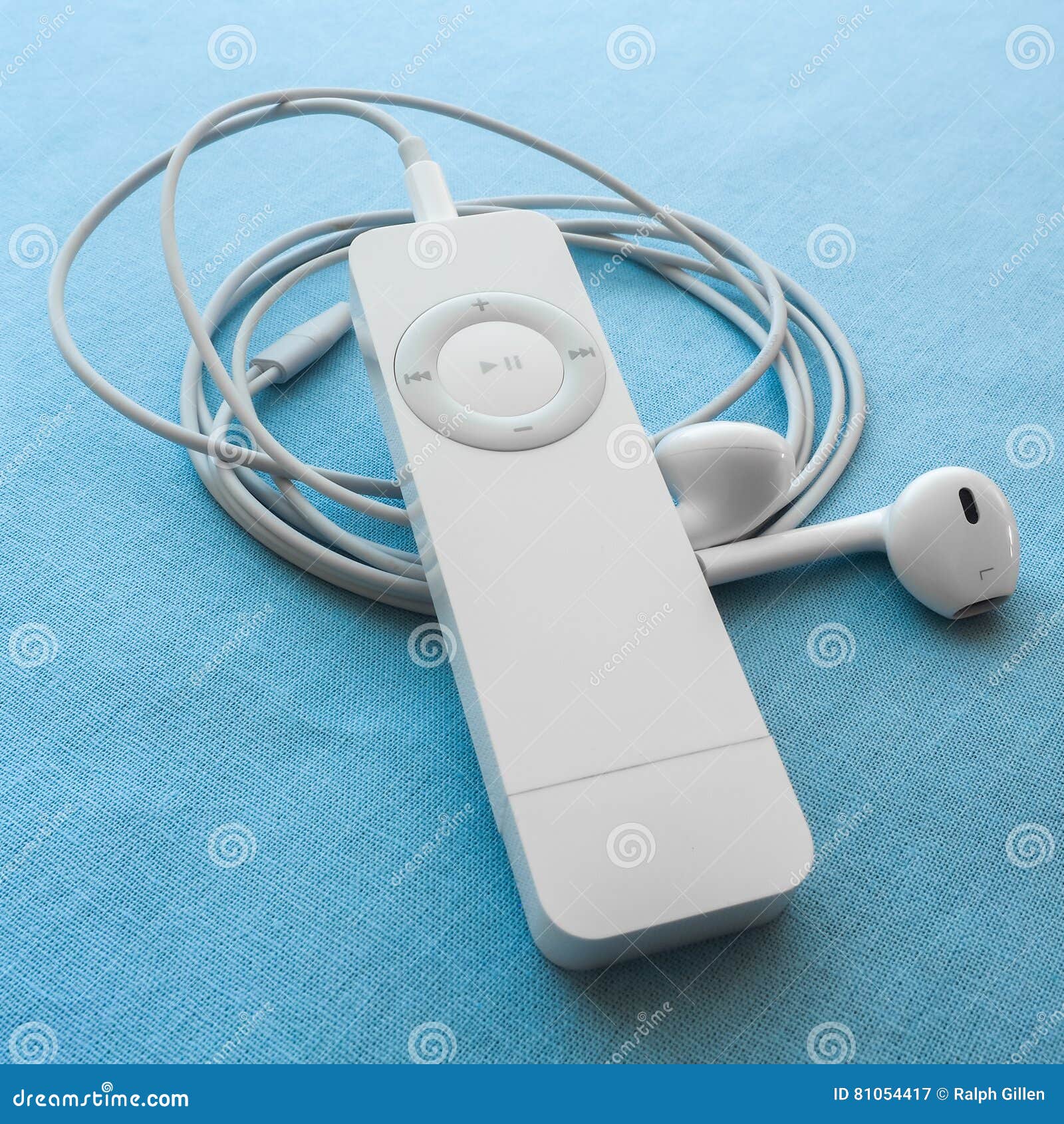 Primer de iPod Shuffle fotografía editorial. Imagen de barajadura ...