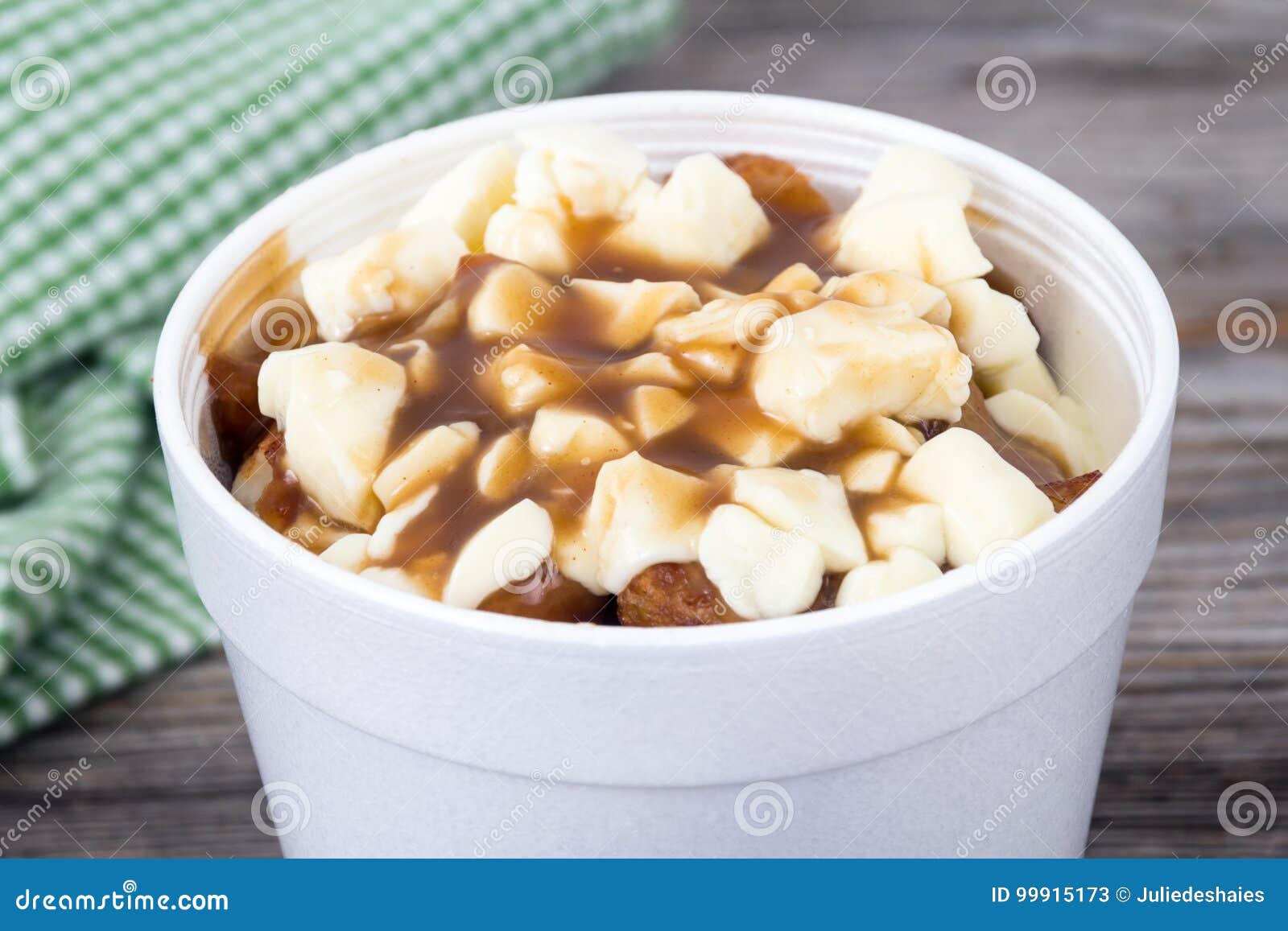 Primer De La Comida De Poutine Quebec Imagen de archivo - Imagen de ...