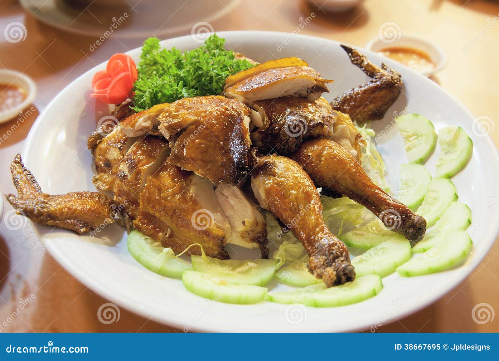 Primer Entero Chino Del Pollo Asado Imagen de archivo - Imagen de chino ...