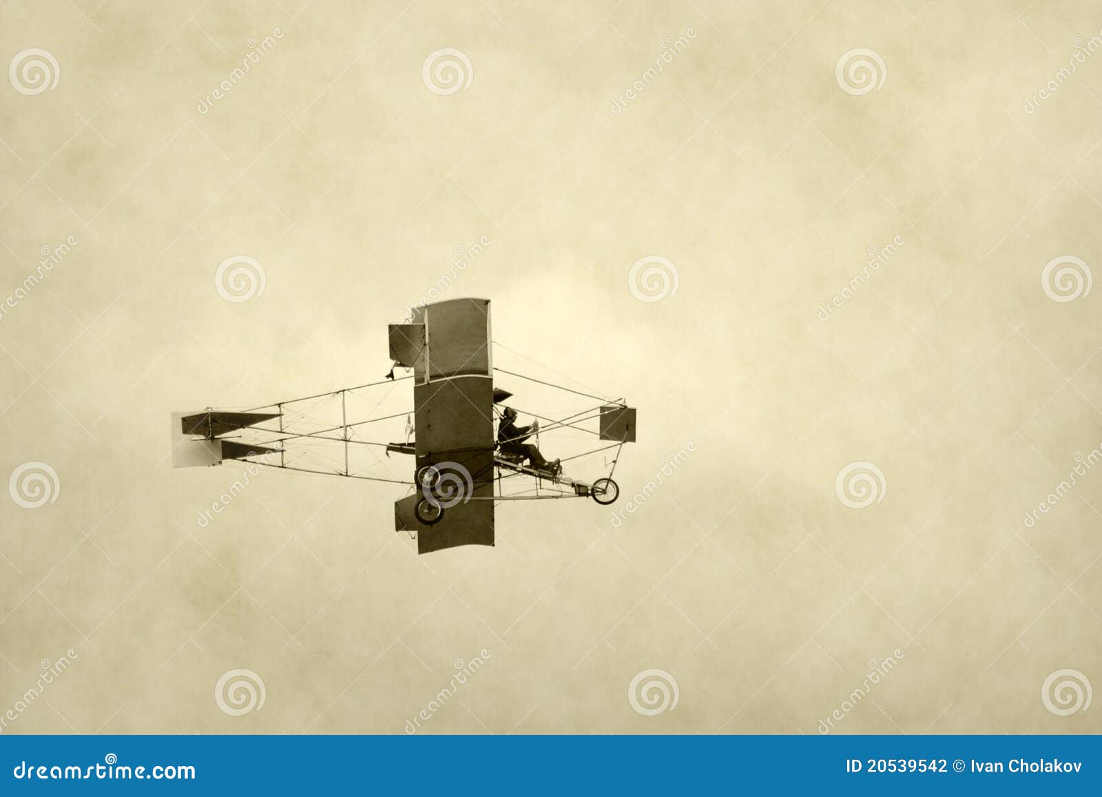 Primitive airplane stock photo. Image of airborne, aviation - 20539542