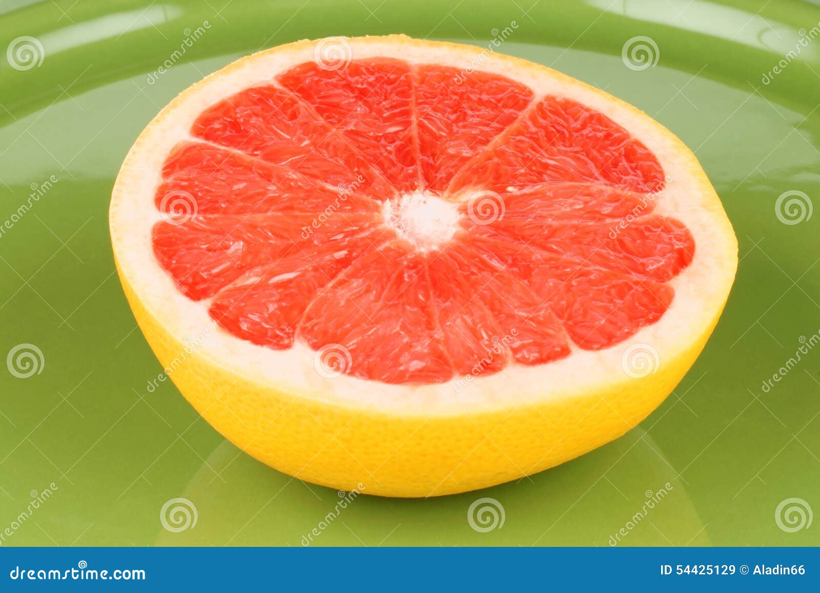 Primo Piano Vermiglio Del Pompelmo Immagine Stock - Immagine di agrume ...