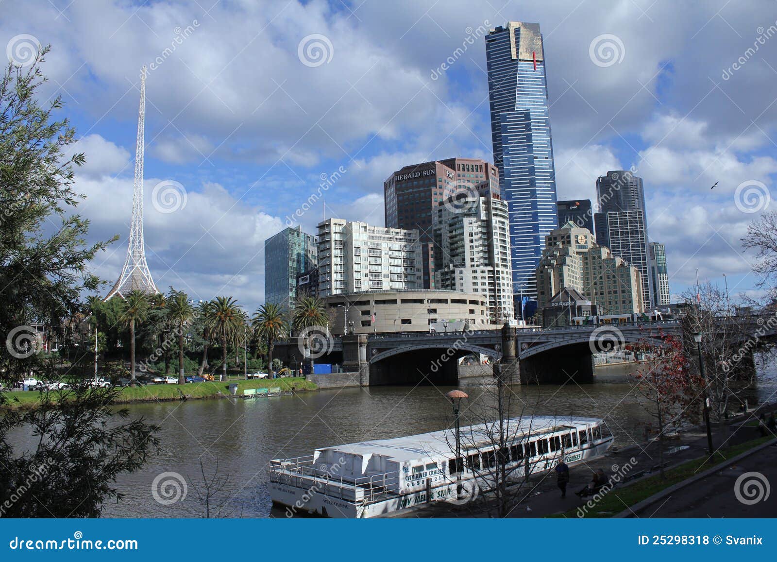 Princes Bridge Melbourne editorial stock photo. Image of buildings ...