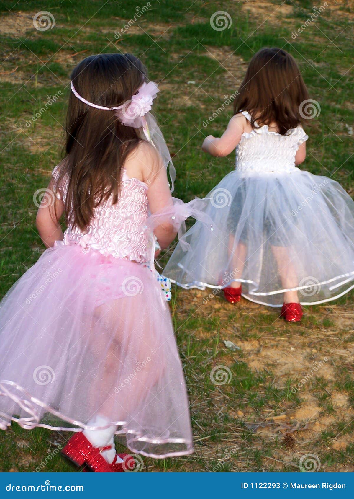 Princess Girls stock image. Image of pink, glitter, people - 1122293