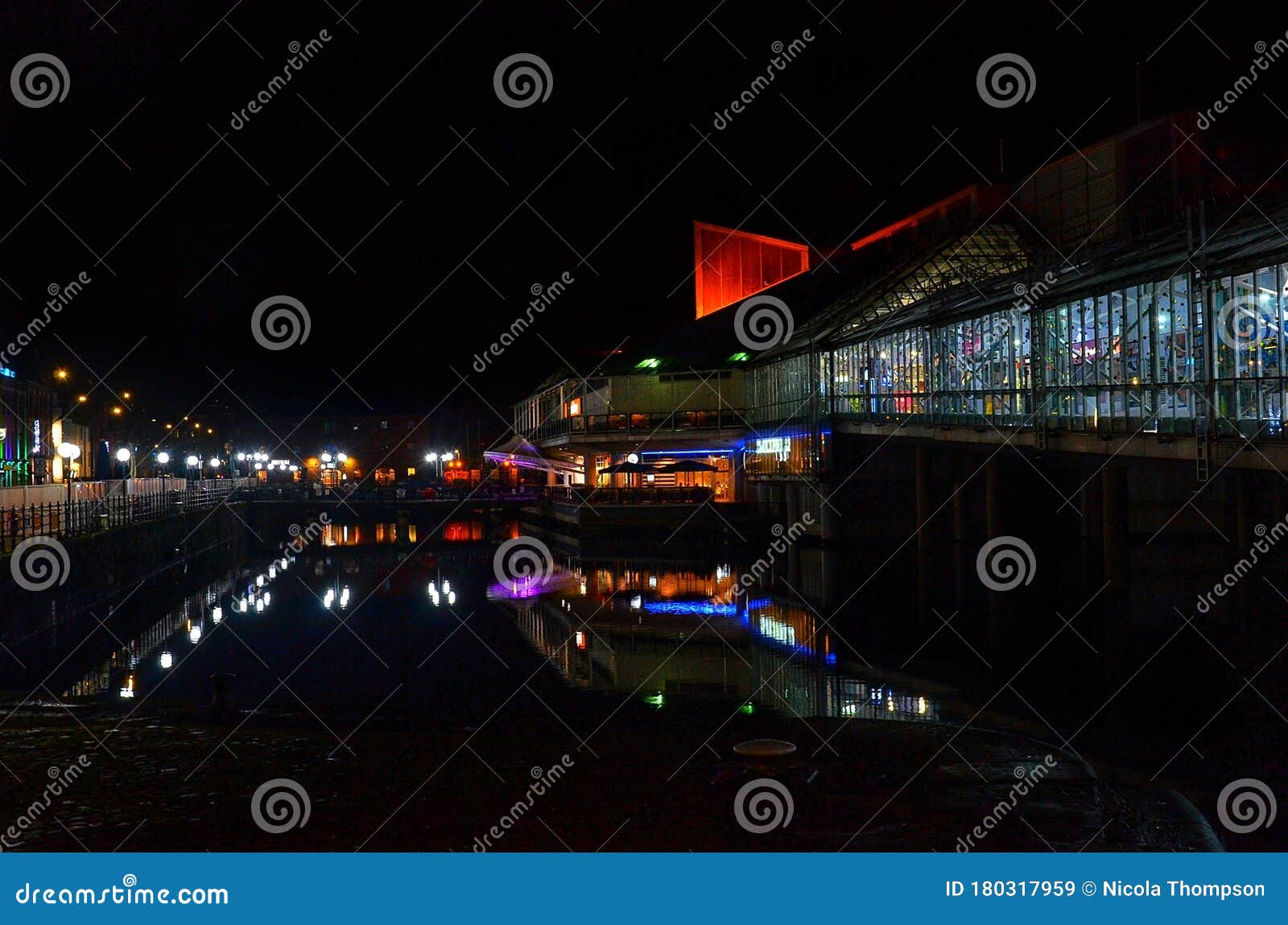 Princess Quay Hull stock image. Image of nighttime, lights - 180317959
