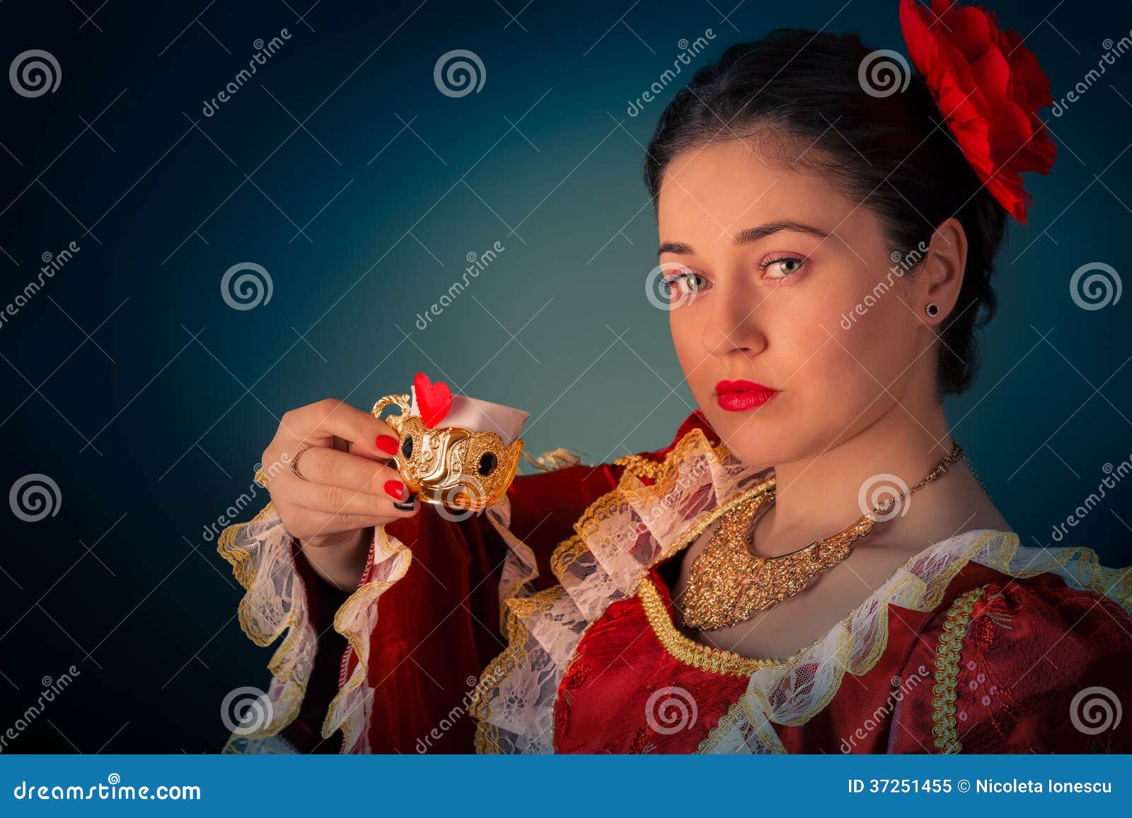 Prinses Drinking Van Een Theekop Stock Afbeelding - Image of hart ...