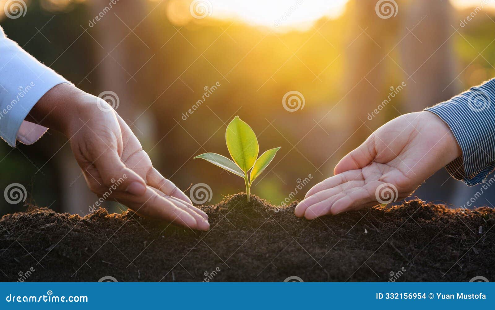 Environment Cooperation. Unity of Business People and Community ...