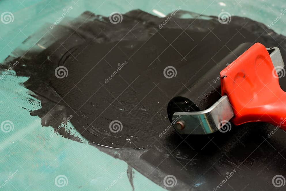 Print Making Roller Applying Ink To Glass Surface Stock Image - Image ...