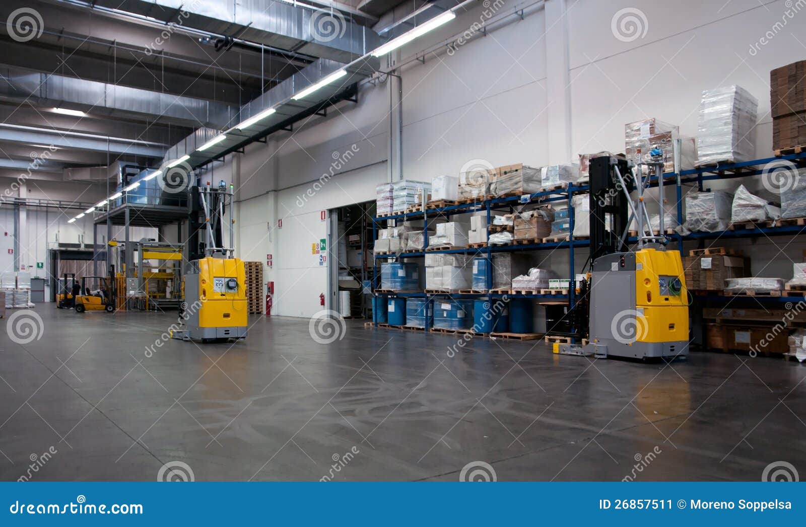 Printshop: Automated Warehouse (for Paper) Stock Image - Image of robot ...