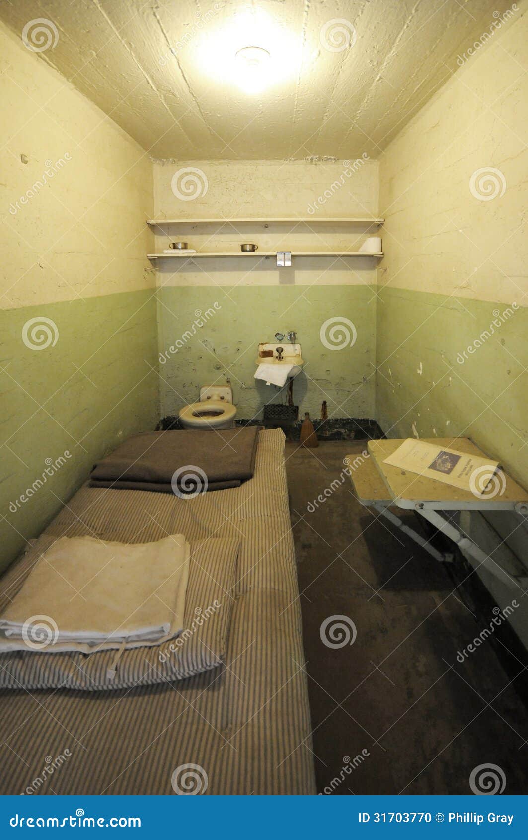Prison Cell stock photo. Image of dirty, small, prisoner - 31703770