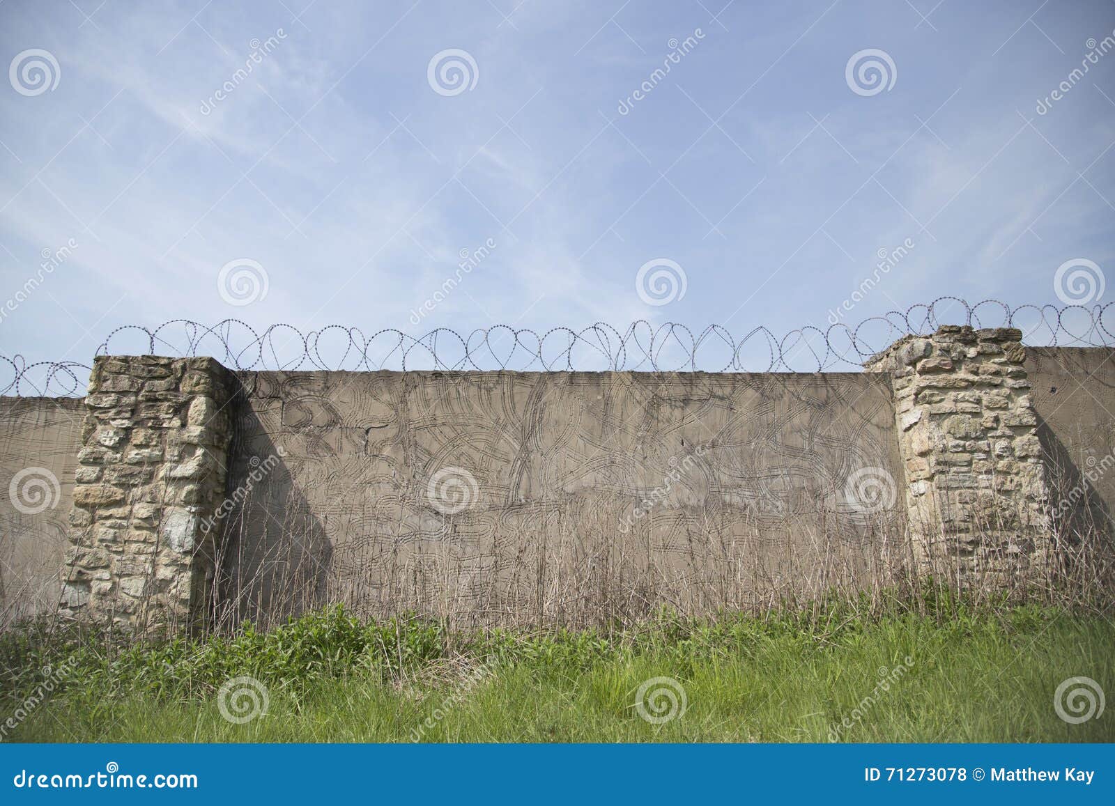 Prison Wall with Barbed Wire Stock Photo - Image of clear, circle: 71273078
