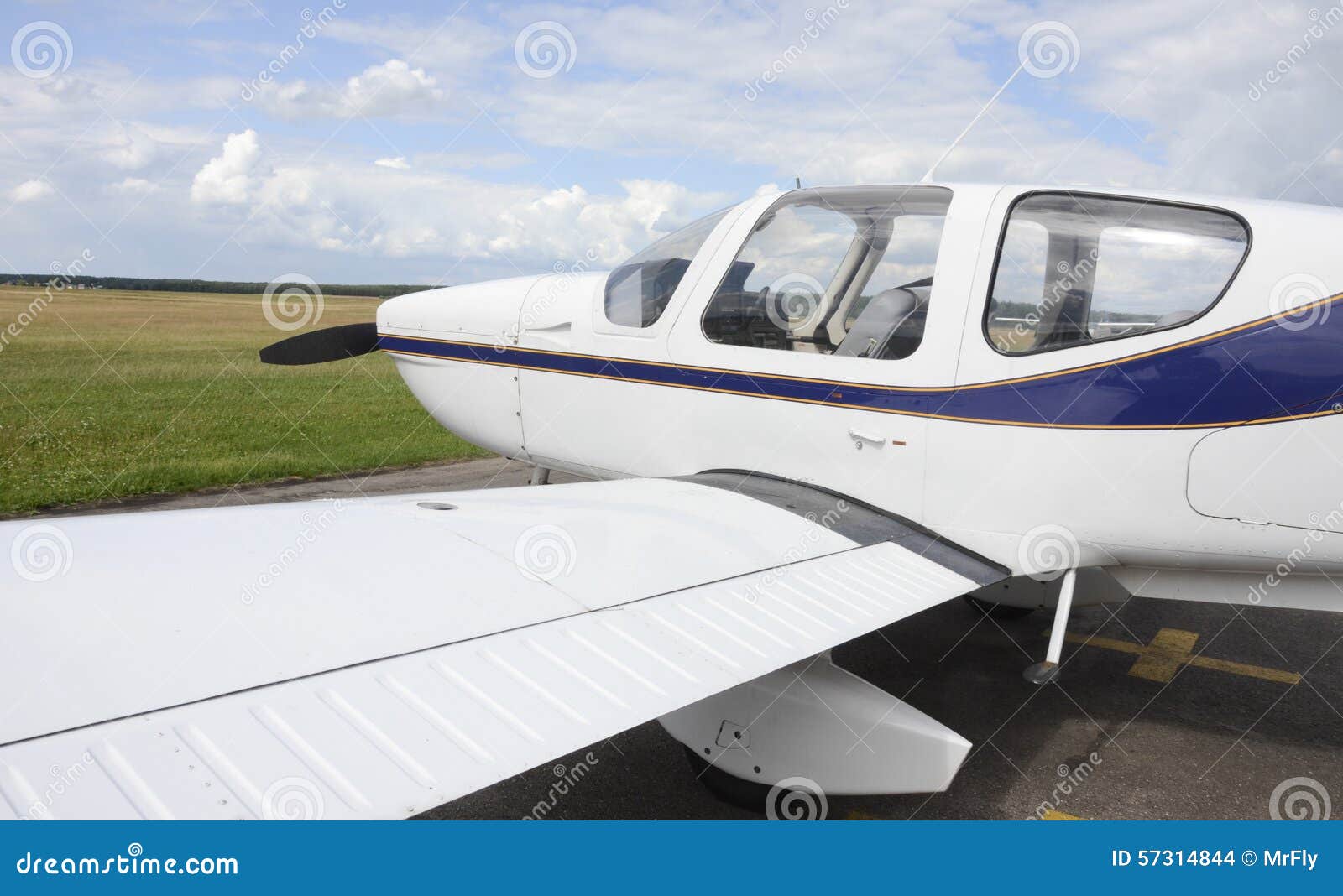 Private airplane stock photo. Image of flight, fixed - 57314844
