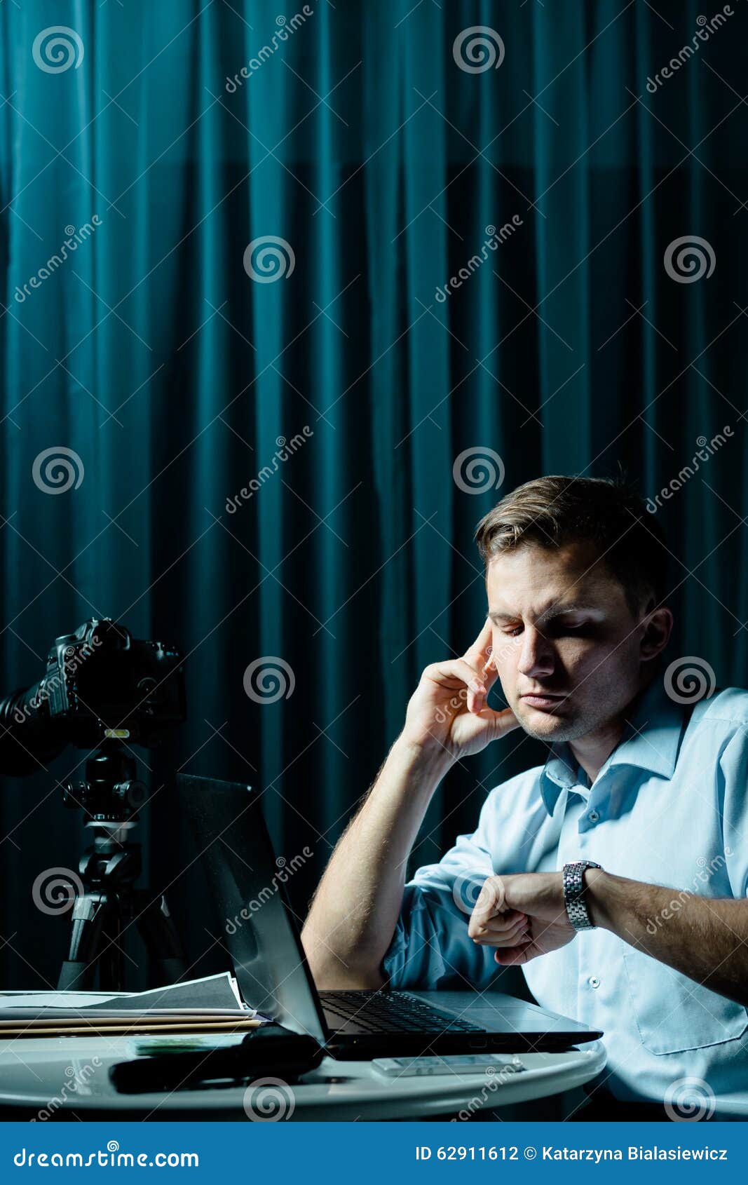 Private Detective during Work Stock Photo - Image of surveillance ...