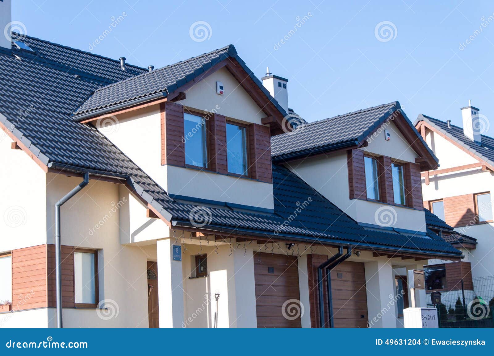 Private house stock photo. Image of houses, house, modern - 49631204