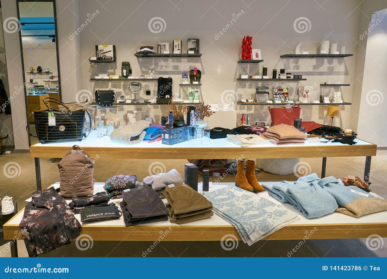 Pro-Idee editorial photo. Image of shelves, elegance - 141423786